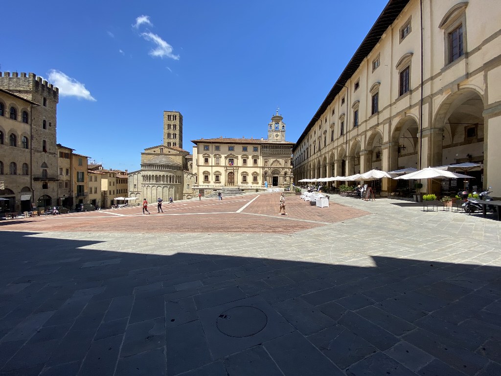 THE CITY OF AREZZO