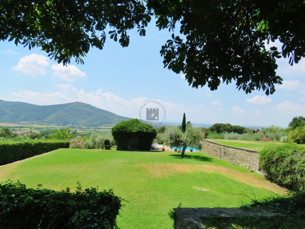 VILLA OLEANDRA FOR SALE - Cortona International